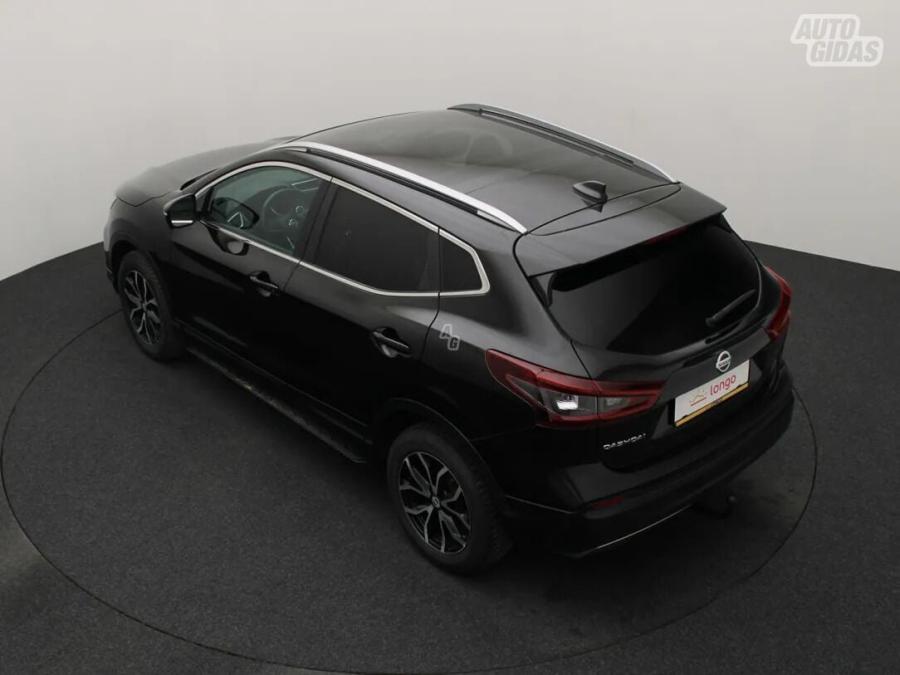 Black Nissan Qashqai 2020 in Vilnius, with an engine capacity of 1.30 L and mileage of 182 thousand km for 13799 €, photo 13 on AUTOMOTO.COM.LV