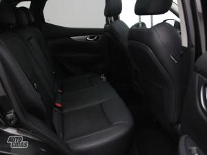 Black Nissan Qashqai 2020 in Vilnius, with an engine capacity of 1.30 L and mileage of 182 thousand km for 13799 €, photo 16 on AUTOMOTO.COM.LV