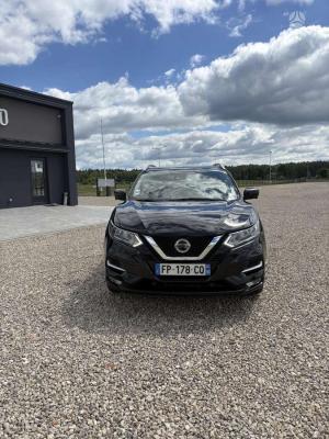 Melns Nissan Qashqai 2020 Tauragė, ar dzinēja tilpumu 1.33 L un nobraukumu 88 tūkst. km par 12700 €, foto 3 vietnē AUTOMOTO.COM.LV