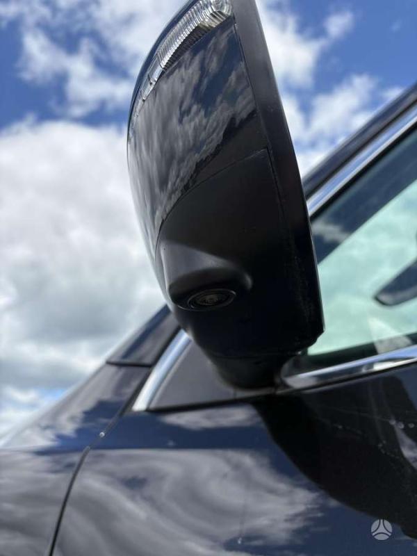 Black Nissan Qashqai 2020 in Taurage, with an engine capacity of 1.33 L and mileage of 88 thousand km for 12700 €, photo 9 on AUTOMOTO.COM.LV