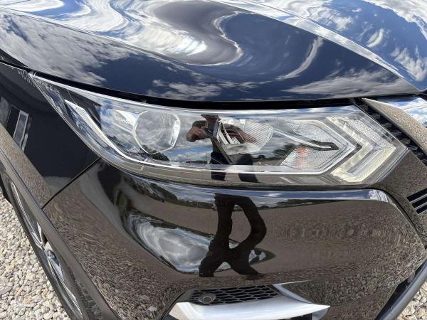 Black Nissan Qashqai 2020 in Taurage, with an engine capacity of 1.33 L and mileage of 88 thousand km for 12700 €, photo 10 on AUTOMOTO.COM.LV