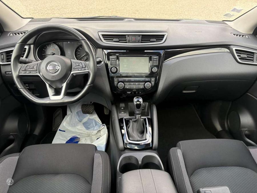 Melns Nissan Qashqai 2020 Tauragė, ar dzinēja tilpumu 1.33 L un nobraukumu 88 tūkst. km par 12700 €, foto 15 vietnē AUTOMOTO.COM.LV