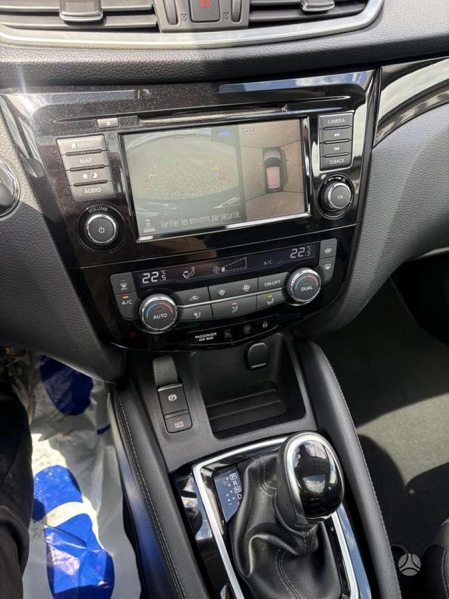 Melns Nissan Qashqai 2020 Tauragė, ar dzinēja tilpumu 1.33 L un nobraukumu 88 tūkst. km par 12700 €, foto 17 vietnē AUTOMOTO.COM.LV