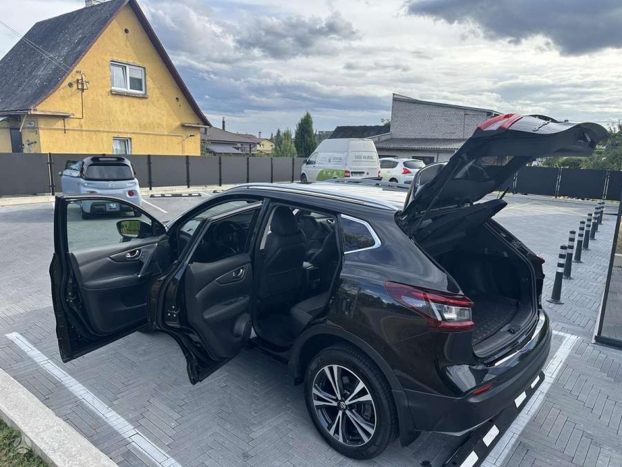 Melns Nissan Qashqai 2020 Kauņa, ar dzinēja tilpumu 1.33 L un nobraukumu 53 tūkst. km par 17399 €, foto 29 vietnē AUTOMOTO.COM.LV