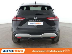 Black Nissan Qashqai 2021 in Kaunas, with an engine capacity of 1.30 L and mileage of 47 thousand km for 27354 €, photo 5 on AUTOMOTO.COM.LV