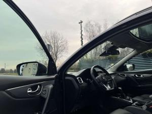 Black Nissan Qashqai 2021 in Kaunas, with an engine capacity of 1.46 L and mileage of 178 thousand km for 15350 €, photo 13 on AUTOMOTO.COM.LV