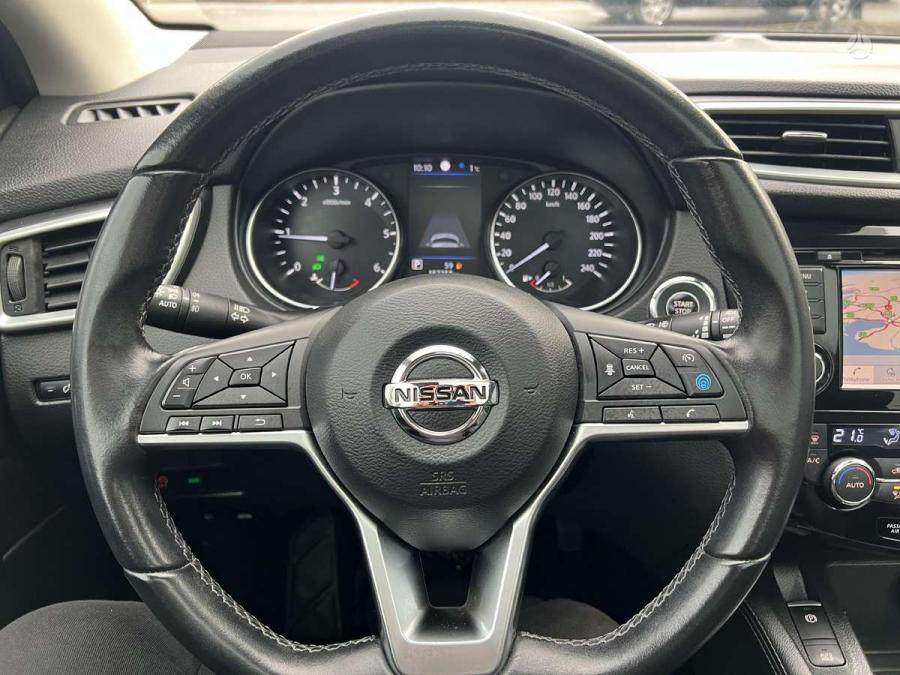 Black Nissan Qashqai 2021 in Kaunas, with an engine capacity of 1.46 L and mileage of 178 thousand km for 15350 €, photo 19 on AUTOMOTO.COM.LV