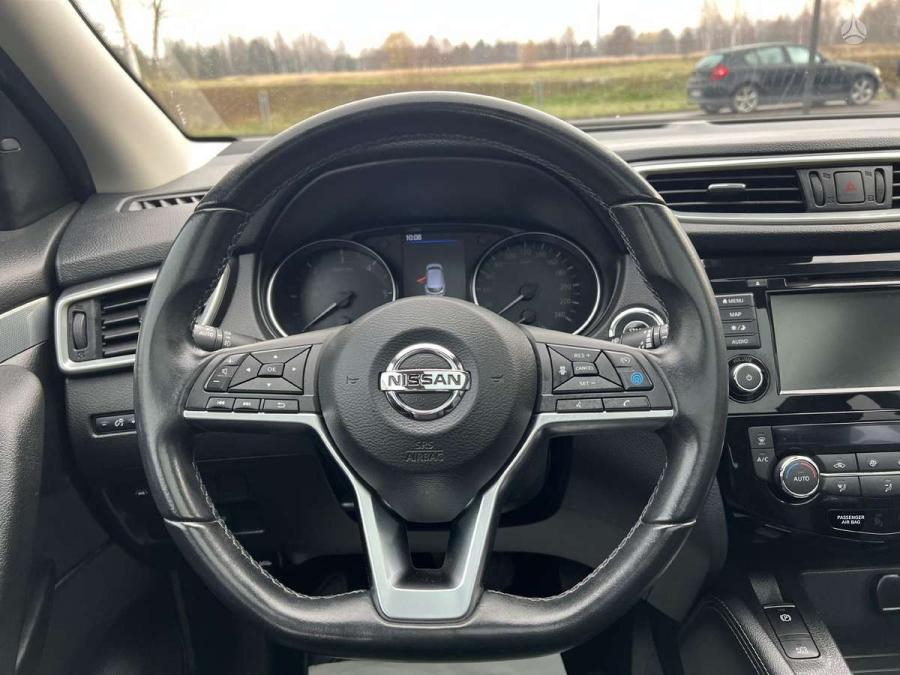 Black Nissan Qashqai 2021 in Kaunas, with an engine capacity of 1.46 L and mileage of 178 thousand km for 15350 €, photo 25 on AUTOMOTO.COM.LV