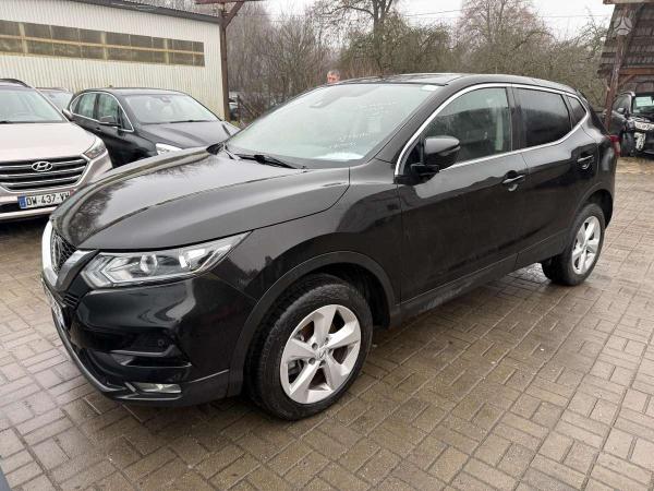 Black Nissan Qashqai 2021 in Kaunas, with an engine capacity of 1.46 L and mileage of 185 thousand km for 12705 €, photo 2 on AUTOMOTO.COM.LV