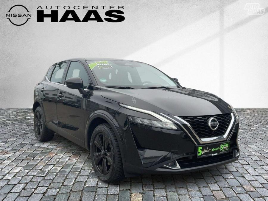 Black Nissan Qashqai 2021 in Kaunas, with an engine capacity of 1.30 L and mileage of 42 thousand km for 22379 €, photo 7 on AUTOMOTO.COM.LV