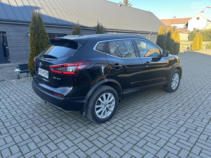 Melns Nissan Qashqai 2021 Viļņa, ar dzinēja tilpumu 2.00 L un nobraukumu 45 tūkst. km par 17200 €, foto 4 vietnē AUTOMOTO.COM.LV