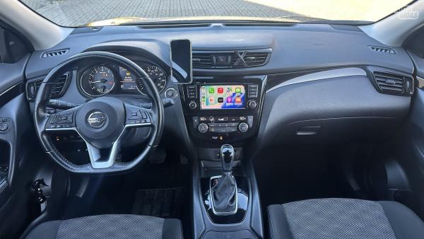 Black Nissan Qashqai 2021 in Vilnius, with an engine capacity of 2.00 L and mileage of 45 thousand km for 17200 €, photo 10 on AUTOMOTO.COM.LV