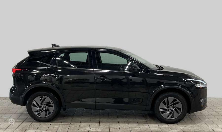 Melns Nissan Qashqai 2021 Kauņa, ar dzinēja tilpumu 1.33 L un nobraukumu 68 tūkst. km par 18600 €, foto 3 vietnē AUTOMOTO.COM.LV