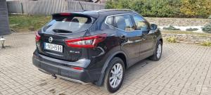 Melns Nissan Qashqai 2021 Kėdainiai, ar dzinēja tilpumu 2.00 L un nobraukumu 46 tūkst. km par 15999 €, foto 5 vietnē AUTOMOTO.COM.LV