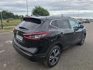 Black Nissan Qashqai 2021 in Vilnius, with an engine capacity of 1.46 L and mileage of 220 thousand km for 13300 €, photo 4 on AUTOMOTO.COM.LV