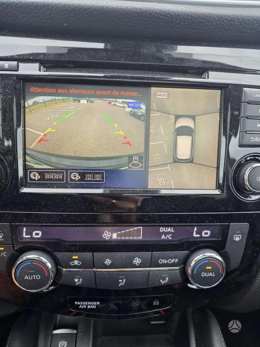 Black Nissan Qashqai 2021 in Vilnius, with an engine capacity of 1.46 L and mileage of 220 thousand km for 13300 €, photo 16 on AUTOMOTO.COM.LV