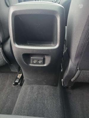 Black Nissan Qashqai 2021 in Vilnius, with an engine capacity of 1.46 L and mileage of 220 thousand km for 13300 €, photo 20 on AUTOMOTO.COM.LV