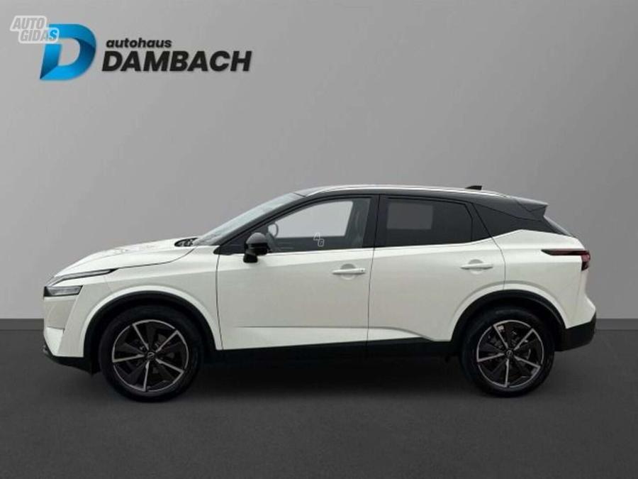 Melns Nissan Qashqai 2022 Kauņa, ar dzinēja tilpumu 1.30 L un nobraukumu 68 tūkst. km par 27972 €, foto 2 vietnē AUTOMOTO.COM.LV