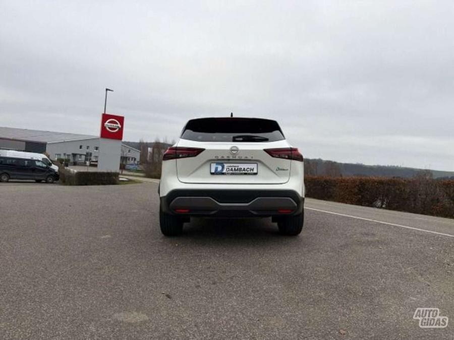 Melns Nissan Qashqai 2022 Kauņa, ar dzinēja tilpumu 1.30 L un nobraukumu 68 tūkst. km par 27972 €, foto 5 vietnē AUTOMOTO.COM.LV