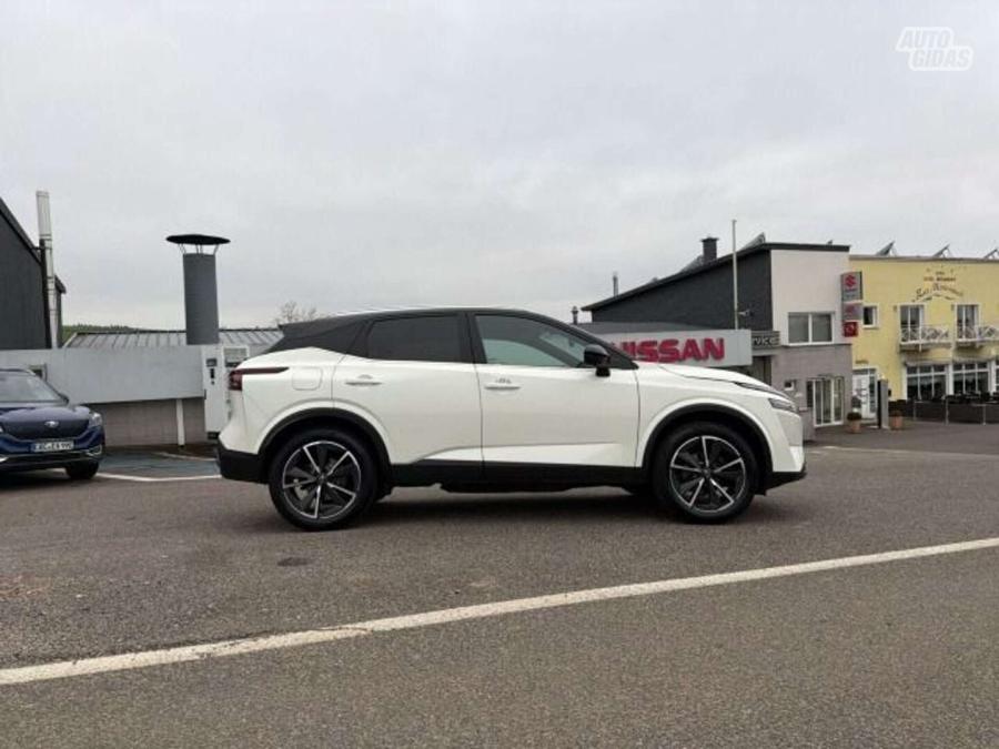 Melns Nissan Qashqai 2022 Kauņa, ar dzinēja tilpumu 1.30 L un nobraukumu 68 tūkst. km par 27972 €, foto 6 vietnē AUTOMOTO.COM.LV