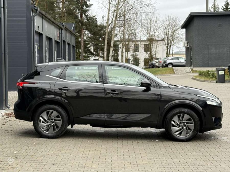 Melns Nissan Qashqai 2022 Šauļi, ar dzinēja tilpumu 1.33 L un nobraukumu 147 tūkst. km par 18990 €, foto 4 vietnē AUTOMOTO.COM.LV