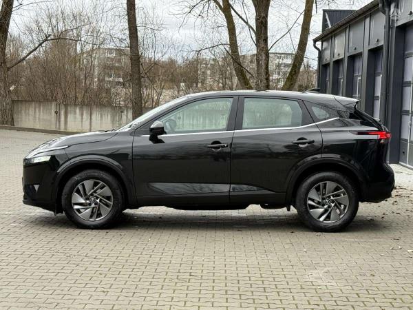 Black Nissan Qashqai 2022 in Siauliai, with an engine capacity of 1.33 L and mileage of 147 thousand km for 18990 €, photo 8 on AUTOMOTO.COM.LV