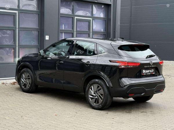 Black Nissan Qashqai 2022 in Siauliai, with an engine capacity of 1.33 L and mileage of 147 thousand km for 18990 €, photo 7 on AUTOMOTO.COM.LV