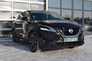 Black Nissan Qashqai 2022 in Vilnius, with an engine capacity of 1.33 L and mileage of 116 thousand km for 20000 €, photo 4 on AUTOMOTO.COM.LV