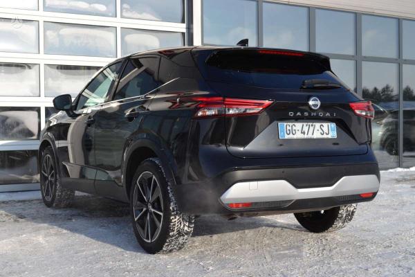 Melns Nissan Qashqai 2022 Viļņa, ar dzinēja tilpumu 1.33 L un nobraukumu 116 tūkst. km par 20000 €, foto 7 vietnē AUTOMOTO.COM.LV