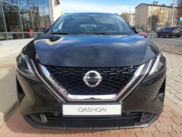 Melns Nissan Qashqai 2022 Daugavpils, ar dzinēja tilpumu 1.30 L un nobraukumu 79 tūkst. km par 23870 €, foto 2 vietnē AUTOMOTO.COM.LV