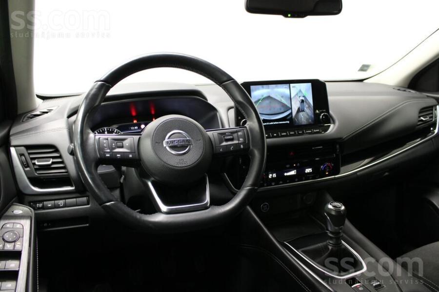Black Nissan Qashqai 2022 in Riga, with an engine capacity of 1.30 L and mileage of 34 thousand km for 21590 €, photo 14 on AUTOMOTO.COM.LV