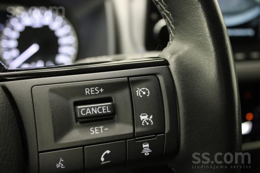 Black Nissan Qashqai 2022 in Riga, with an engine capacity of 1.30 L and mileage of 34 thousand km for 21590 €, photo 19 on AUTOMOTO.COM.LV