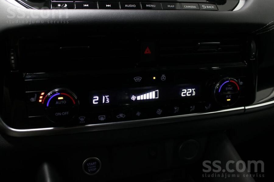 Black Nissan Qashqai 2022 in Riga, with an engine capacity of 1.30 L and mileage of 34 thousand km for 21590 €, photo 22 on AUTOMOTO.COM.LV