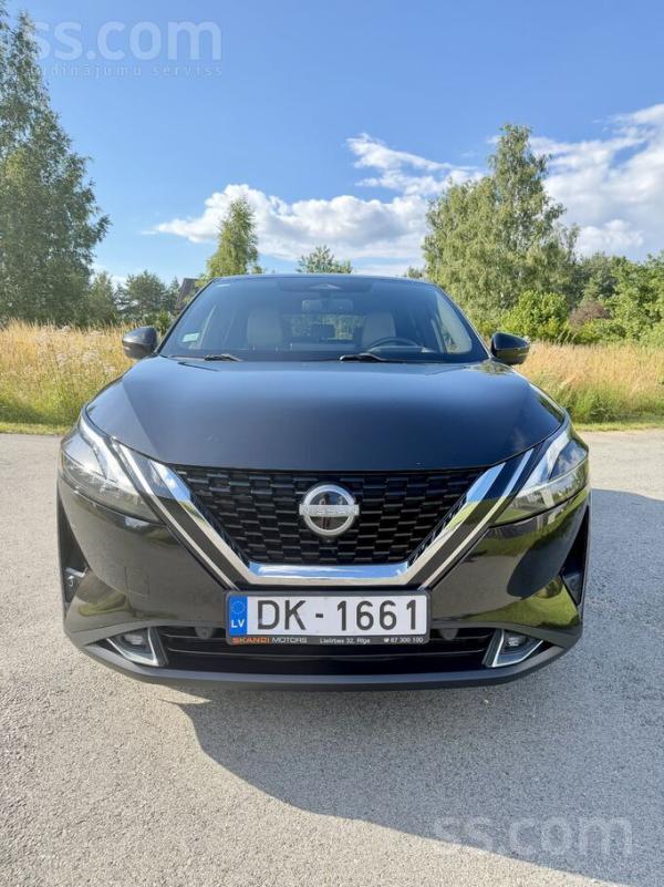 Melns Nissan Qashqai 2022 Rīga, ar dzinēja tilpumu 1.30 L un nobraukumu 28 tūkst. km par 27900 €, foto 2 vietnē AUTOMOTO.COM.LV