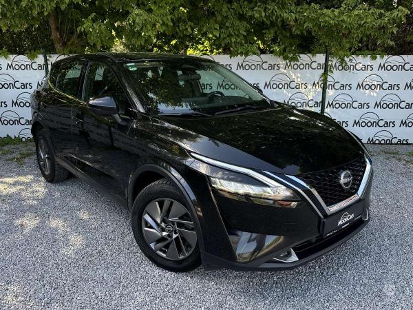 Black Nissan Qashqai 2022 in Vilnius, with an engine capacity of 1.33 L and mileage of 115 thousand km for 17200 €, photo 3 on AUTOMOTO.COM.LV