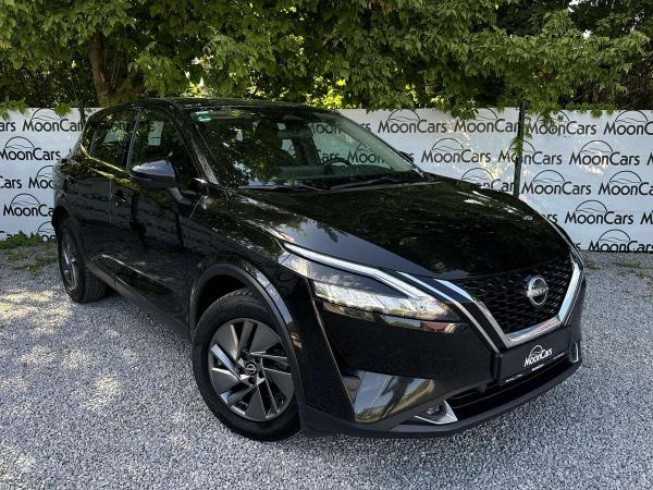 Black Nissan Qashqai 2022 in Vilnius, with an engine capacity of 1.33 L and mileage of 115 thousand km for 17200 €, photo 4 on AUTOMOTO.COM.LV