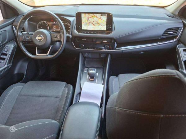 Black Nissan Qashqai 2022 in Vilnius, with an engine capacity of 1.33 L and mileage of 153 thousand km for 16990 €, photo 9 on AUTOMOTO.COM.LV
