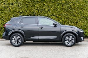 Melns Nissan Qashqai 2023 Rīga, ar dzinēja tilpumu 1.30 L un nobraukumu 48 tūkst. km par 19500 €, foto 5 vietnē AUTOMOTO.COM.LV