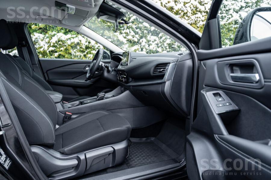 Melns Nissan Qashqai 2023 Rīga, ar dzinēja tilpumu 1.30 L un nobraukumu 48 tūkst. km par 19500 €, foto 12 vietnē AUTOMOTO.COM.LV