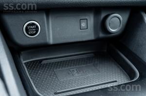 Melns Nissan Qashqai 2023 Rīga, ar dzinēja tilpumu 1.30 L un nobraukumu 48 tūkst. km par 19500 €, foto 19 vietnē AUTOMOTO.COM.LV