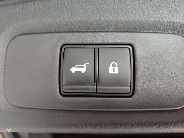 Melns Nissan Qashqai 2023 Šauļi, ar dzinēja tilpumu 1.50 L un nobraukumu 36 tūkst. km par 25450 €, foto 9 vietnē AUTOMOTO.COM.LV