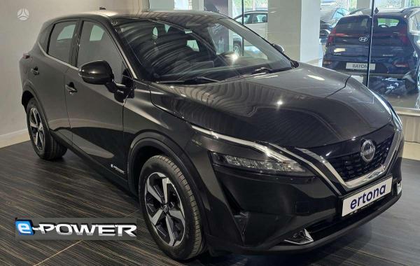 Melns Nissan Qashqai 2023 Šauļi, ar dzinēja tilpumu 1.50 L un nobraukumu 24 tūkst. km par 22900 €, foto 1 vietnē AUTOMOTO.COM.LV