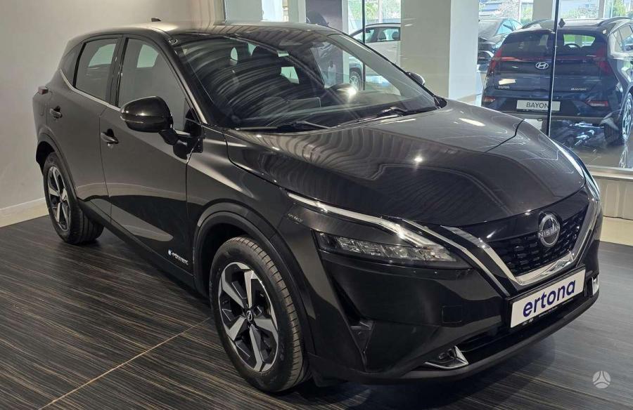 Melns Nissan Qashqai 2023 Šauļi, ar dzinēja tilpumu 1.50 L un nobraukumu 24 tūkst. km par 22900 €, foto 4 vietnē AUTOMOTO.COM.LV