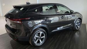 Melns Nissan Qashqai 2023 Šauļi, ar dzinēja tilpumu 1.50 L un nobraukumu 24 tūkst. km par 22900 €, foto 5 vietnē AUTOMOTO.COM.LV