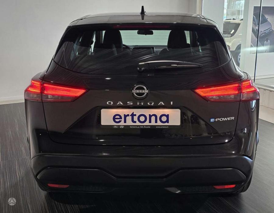 Melns Nissan Qashqai 2023 Šauļi, ar dzinēja tilpumu 1.50 L un nobraukumu 24 tūkst. km par 22900 €, foto 10 vietnē AUTOMOTO.COM.LV