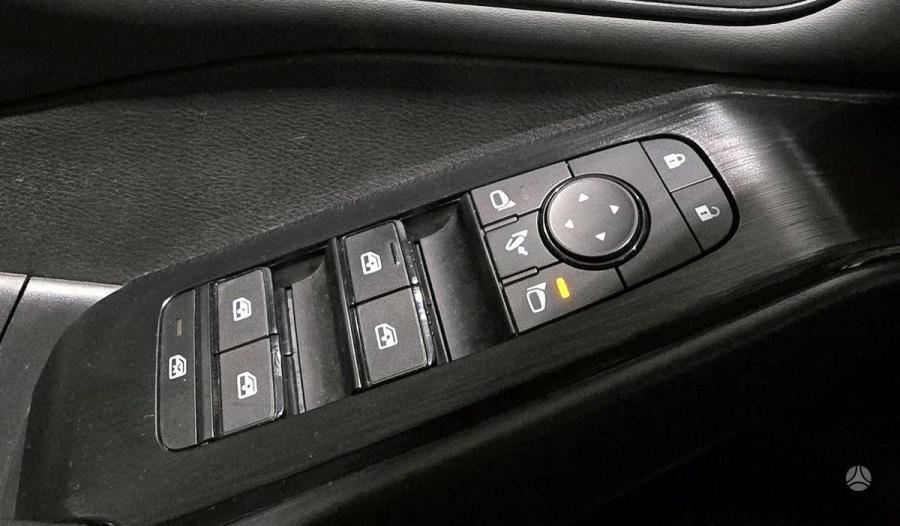 Melns Nissan Qashqai 2023 Šauļi, ar dzinēja tilpumu 1.50 L un nobraukumu 24 tūkst. km par 22900 €, foto 13 vietnē AUTOMOTO.COM.LV