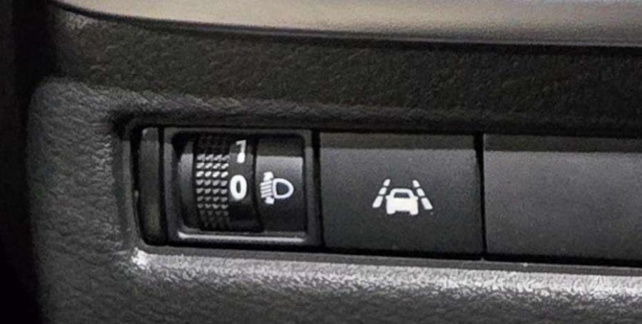 Melns Nissan Qashqai 2023 Šauļi, ar dzinēja tilpumu 1.50 L un nobraukumu 24 tūkst. km par 22900 €, foto 14 vietnē AUTOMOTO.COM.LV