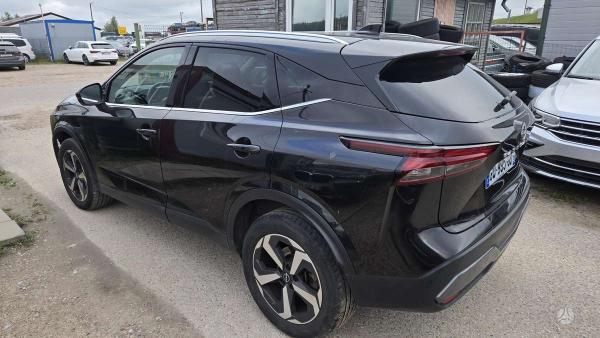 Nissan Qashqai 2023 Viļņa vietnē Melns Nissan Qashqai 2023 Viļņa, ar dzinēja tilpumu 1.33 L un nobraukumu 82 tūkst. km par 18800 €, foto 7 vietnē AUTOMOTO.COM.LV