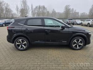Black Nissan Qashqai 2024 in Riga, with an engine capacity of 1.50 L and mileage of 30 thousand km for 27800 €, photo 7 on AUTOMOTO.COM.LV