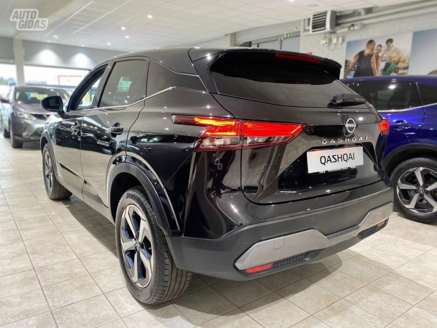 Melns Nissan Qashqai 2024 Kauņa, ar dzinēja tilpumu 0.00 L un nobraukumu 22 tūkst. km par 31859 €, foto 3 vietnē AUTOMOTO.COM.LV
